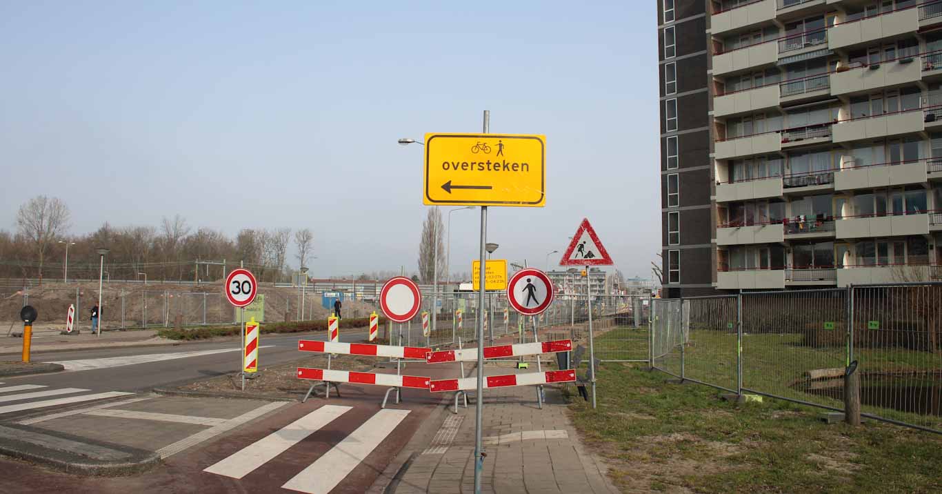 Corridor door Diemen-Centrum drukker door afsluiting - Diemerkrant.nl Corridor door Diemen-Centrum drukker door afsluiting - Diemerkrant.nl